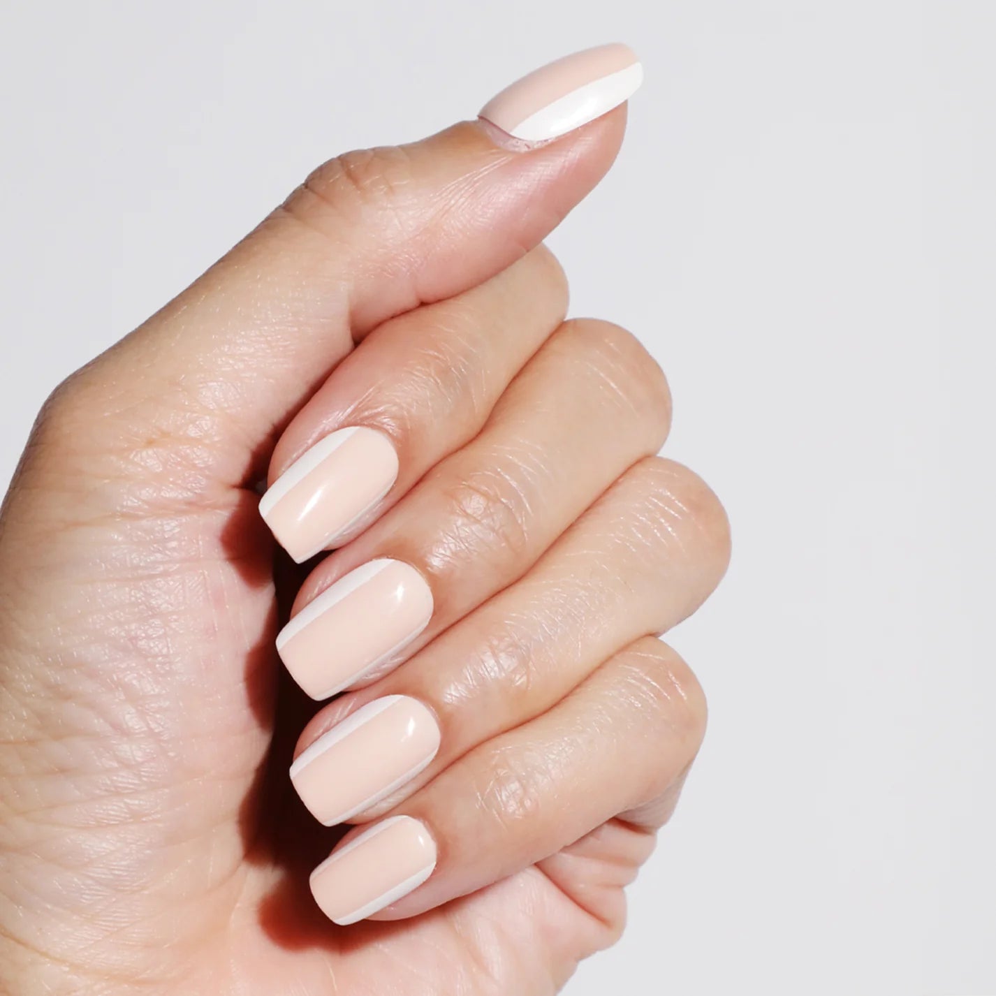 WINDOW SEAT || CHILL TIPS Press On Fake Nails || Beige White Nails ...